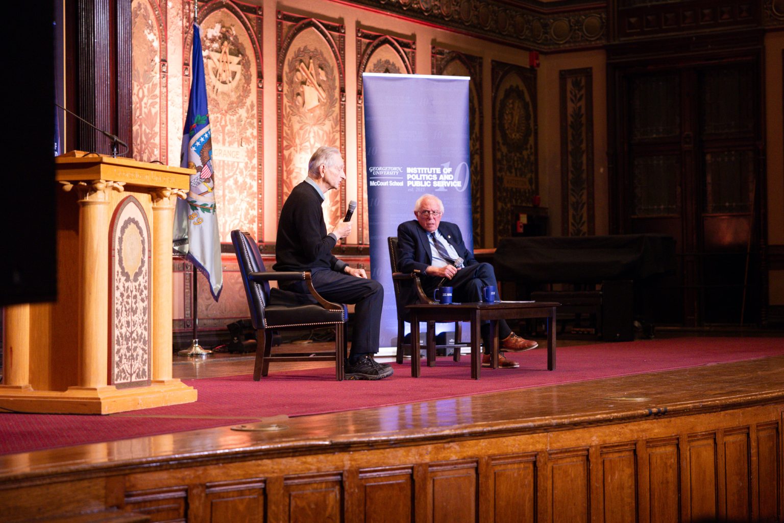 AI: The Promise and the Peril with Sen. Bernie Sanders and Geoffrey ...